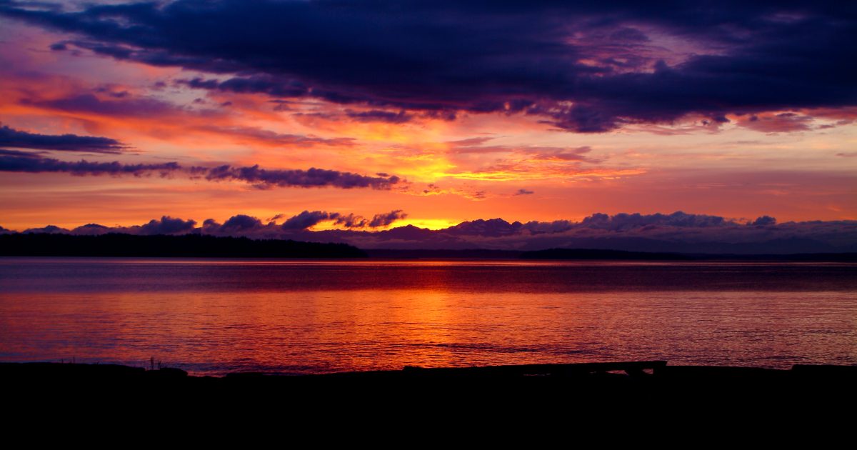 Toast the Breathtaking Sunset at the Quarterdeck | Explore Seattle ...