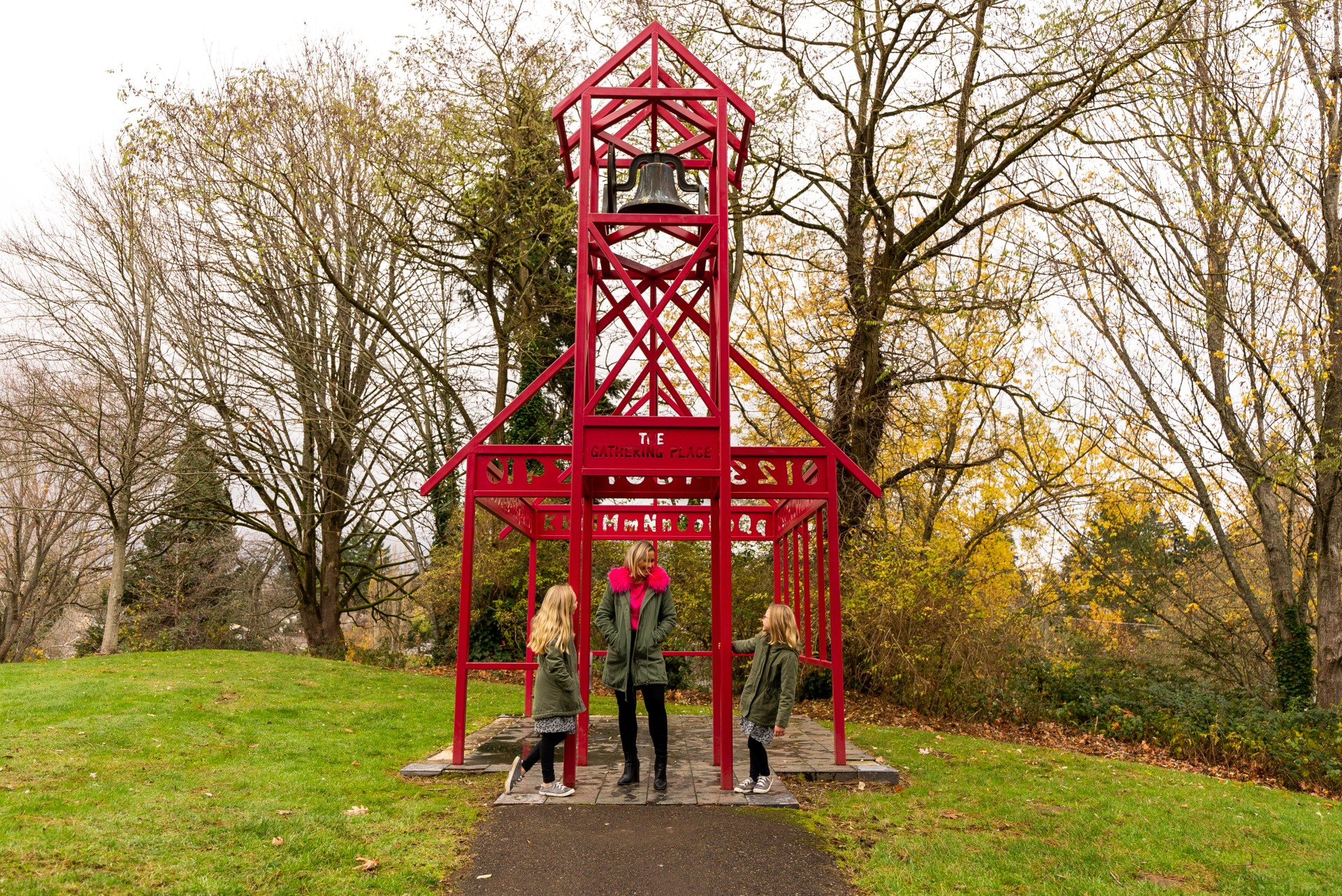 Discovering Outdoor Art in Seattle Southside – Murals, Sculptures ...